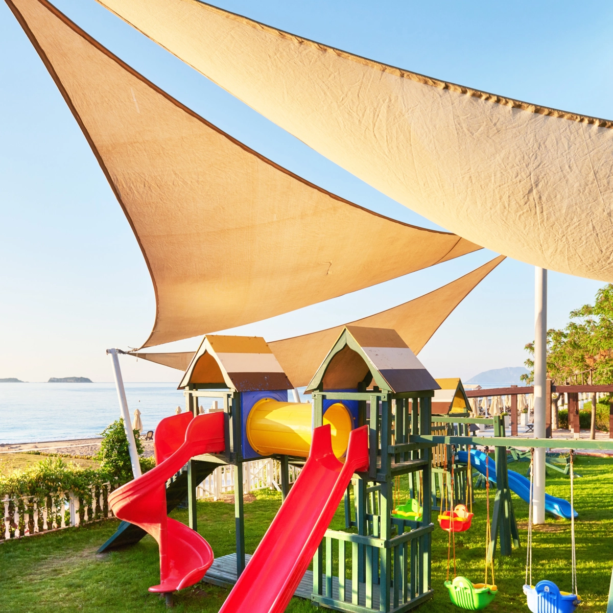 How to Install Shade Sails: Complete DIY & Professional Guide - Aosom